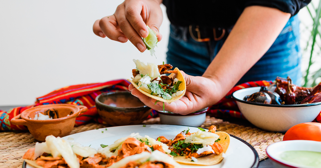 4 tipos de experiencias gastronómicas que puedes realizar en tus viajes ...